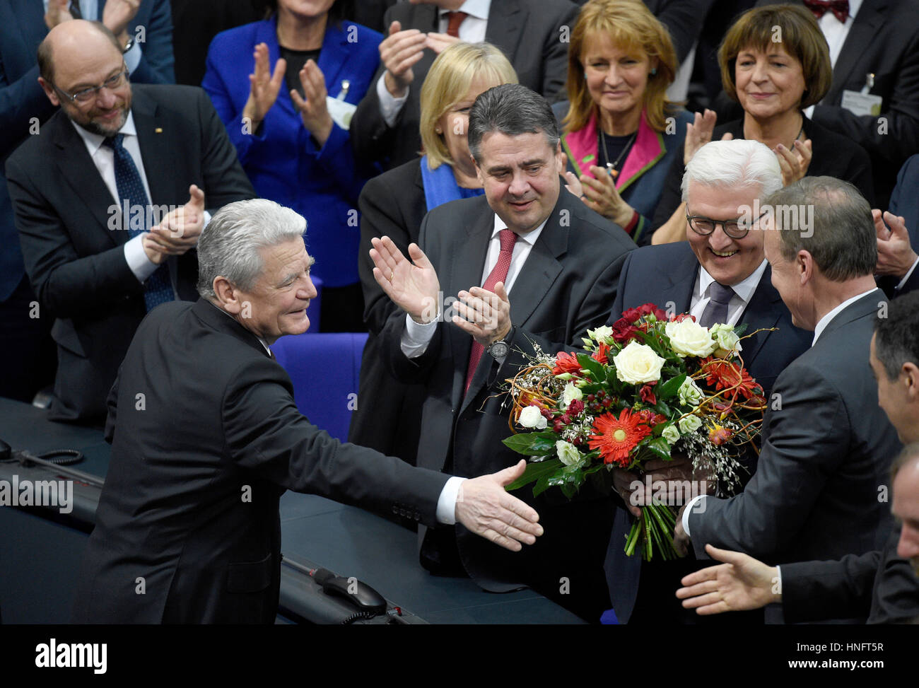 Frank-Walter Steinmeier (2-R) receives felicitations from the faction ...