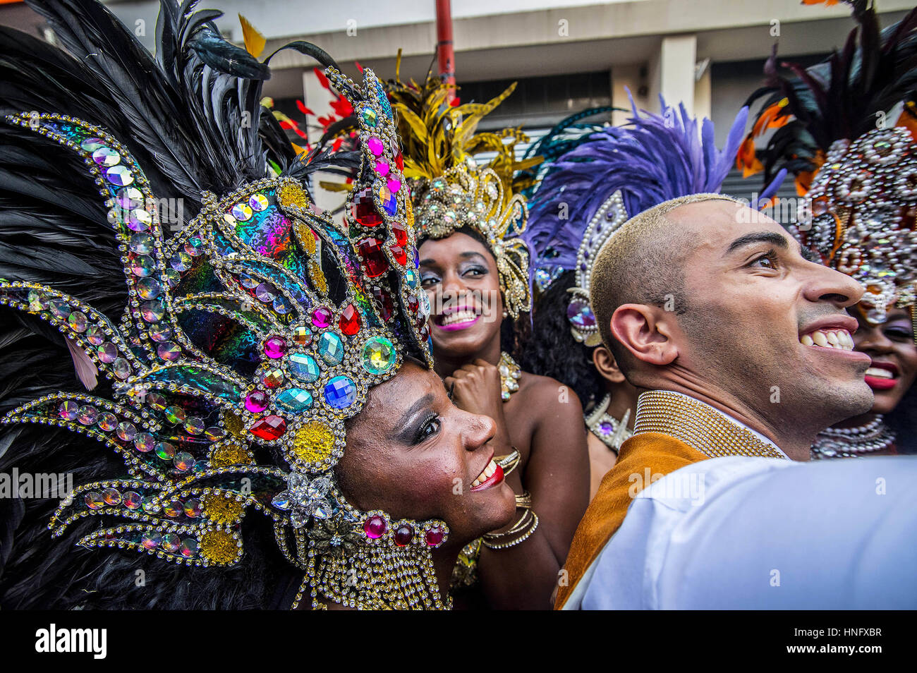 Singing revelers hi-res stock photography and images - Alamy
