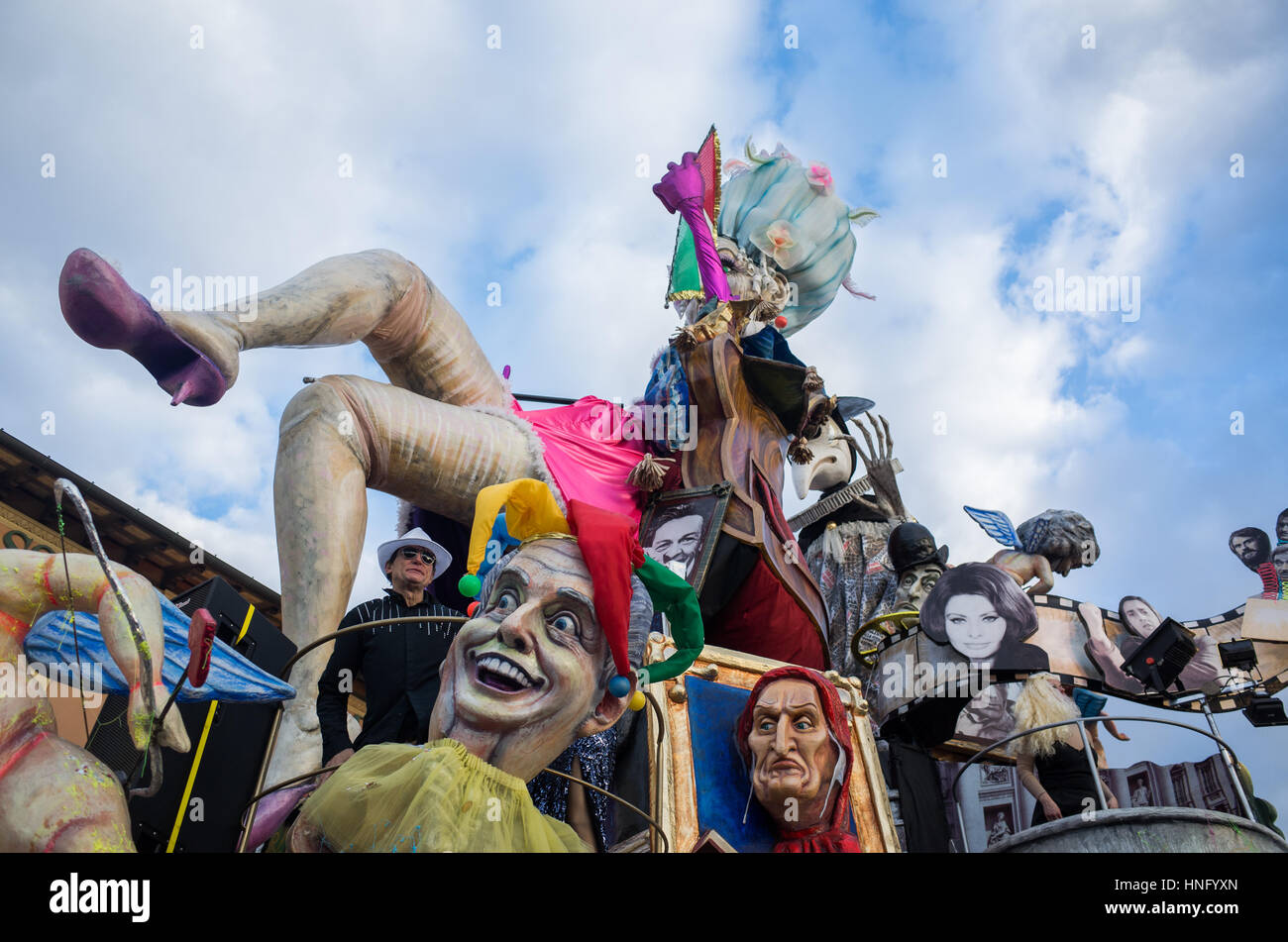 Viareggio, Italy. 12th February 2017. first parade of the 2017 ...