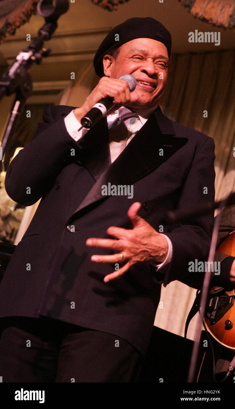 World music awards lopez hi-res stock photography and images - Alamy