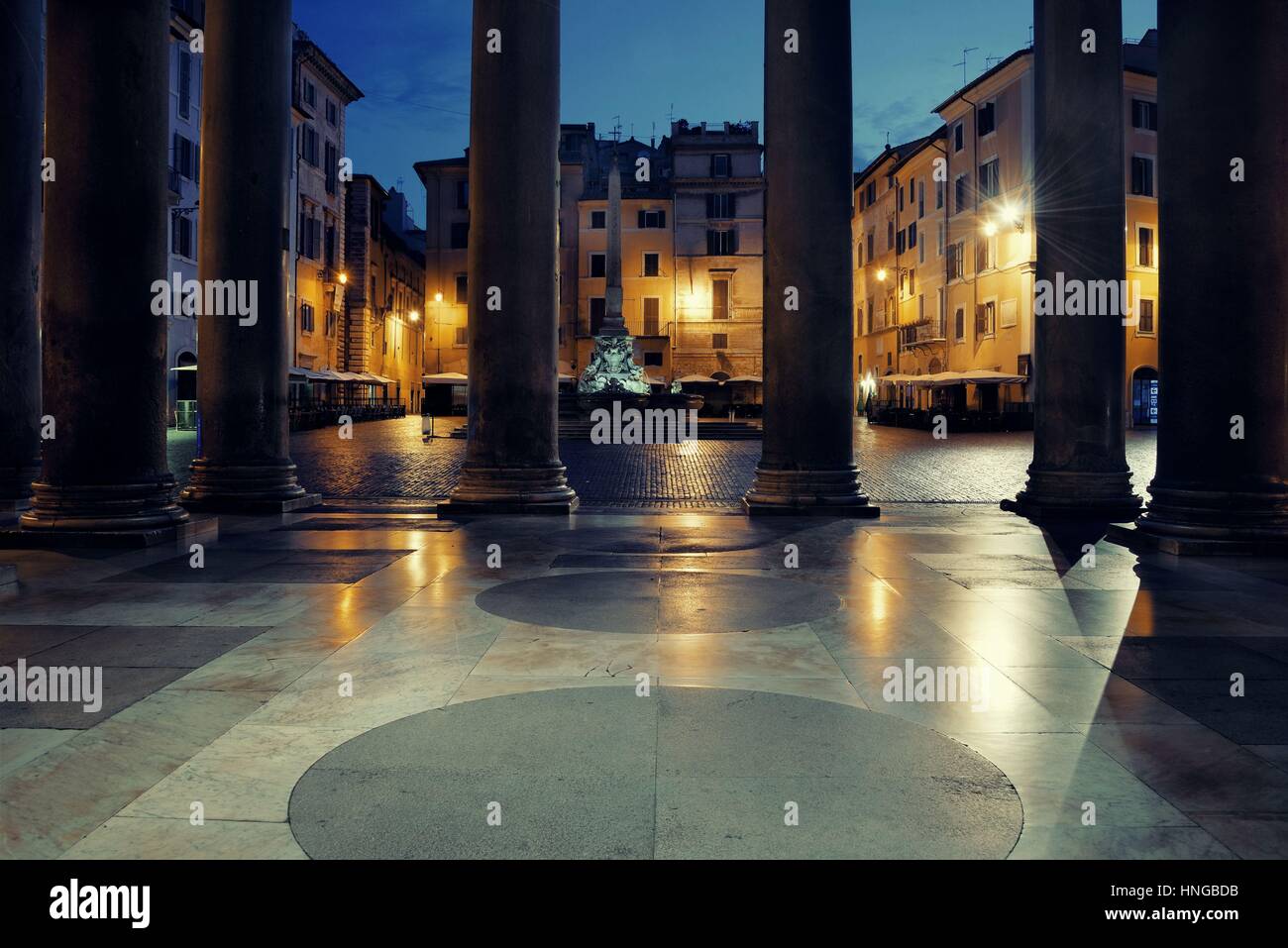 Best preserved building from ancient rome hi-res stock photography and ...