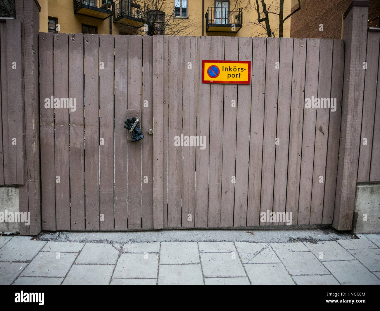 Lost door hi-res stock photography and images - Alamy