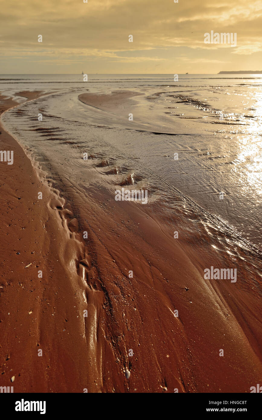 Tide markings in sand hi-res stock photography and images - Alamy