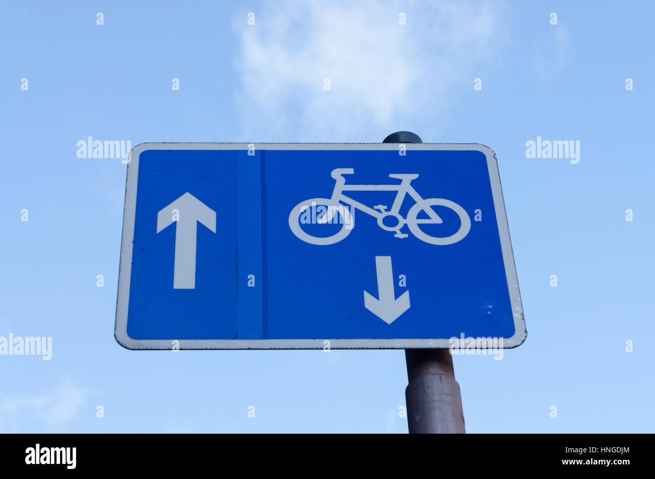 Priority road sign hi-res stock photography and images - Alamy