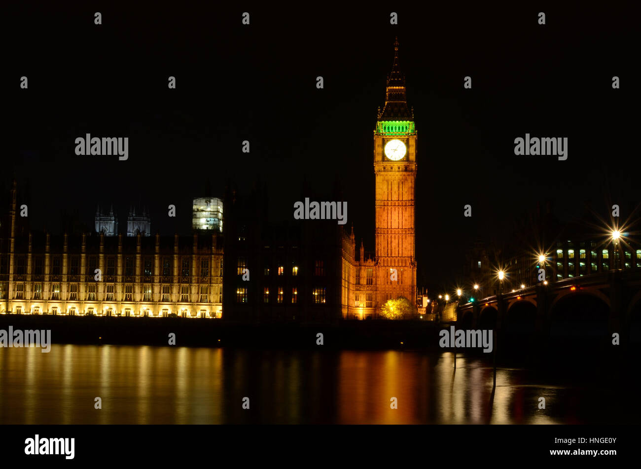 London skyline panoramic night hi-res stock photography and images - Alamy