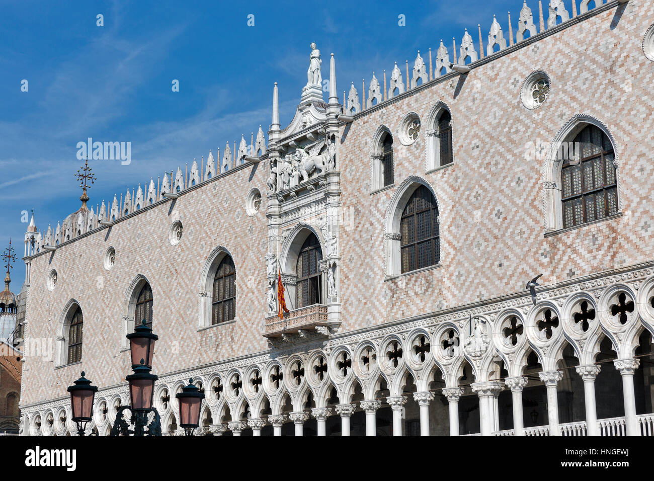 Beautifful gothic facade of Doge Palace closeup in Venice, Italy Stock ...