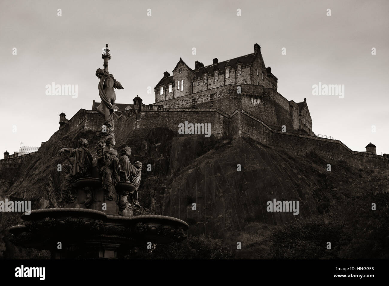 Edinburgh famous fountain hi-res stock photography and images - Alamy