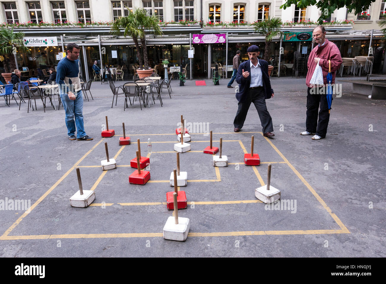 Nine mens morris hi-res stock photography and images - Alamy