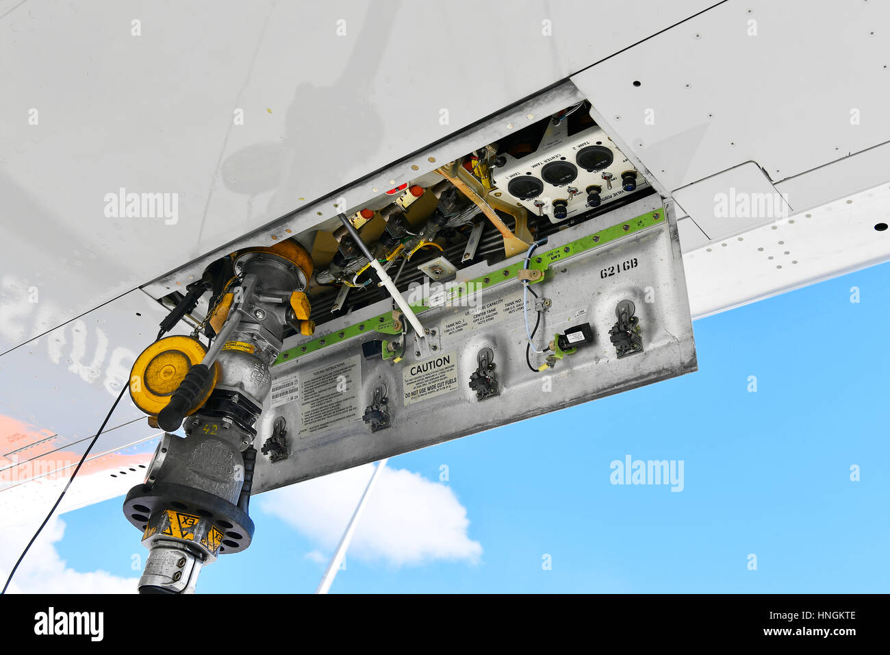 Airplane kerosene lufthansa hi-res stock photography and images - Alamy