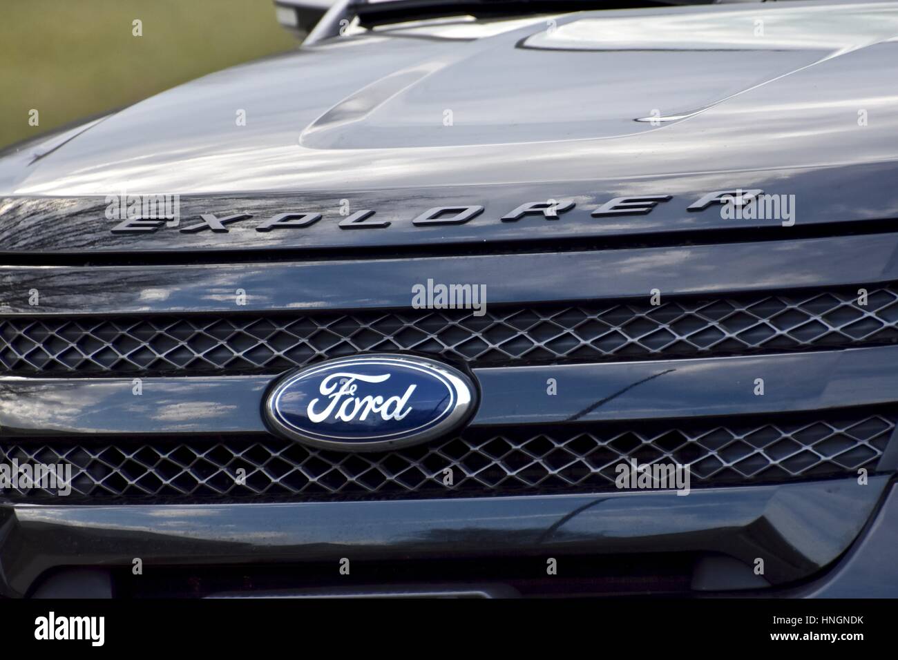 Ford Explorer Logo High Resolution Stock Photography and Images - Alamy