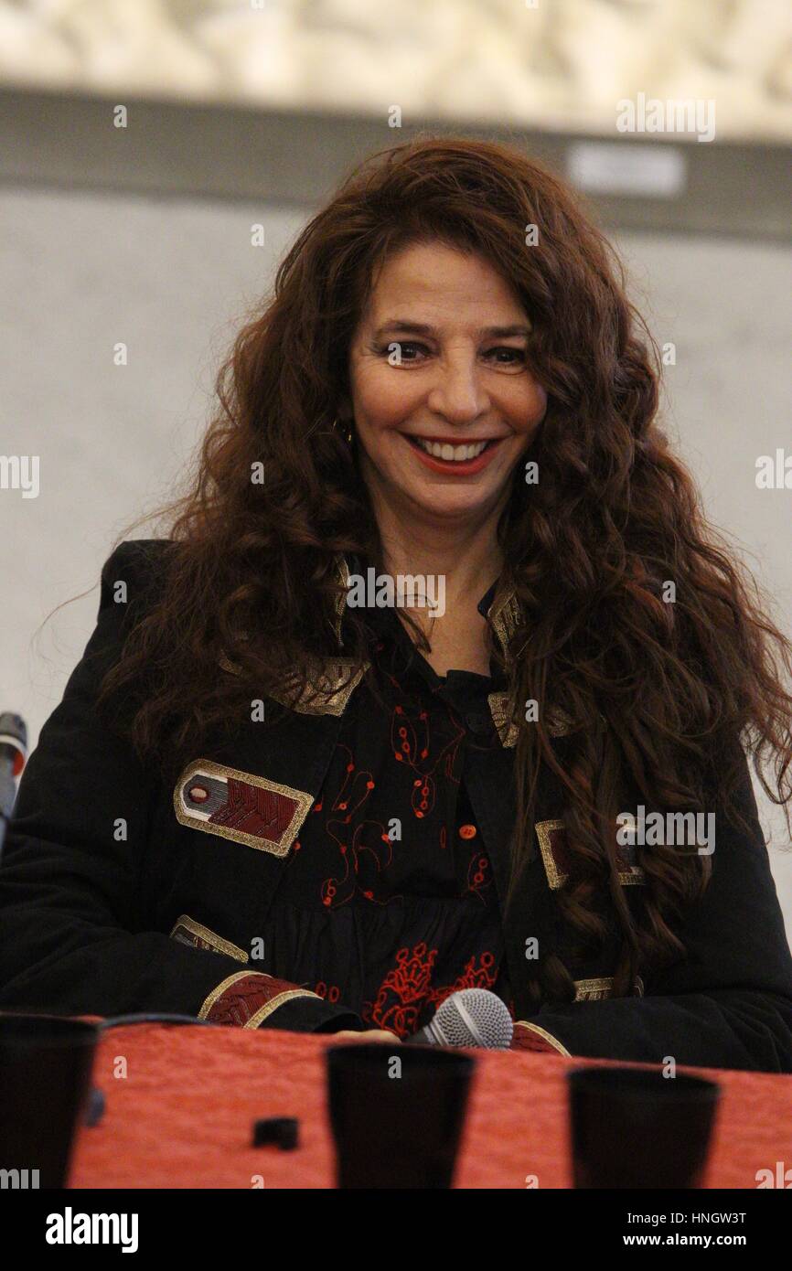 Teresa De Sio promotes her latest CD Featuring: Teresa De Sio Where ...