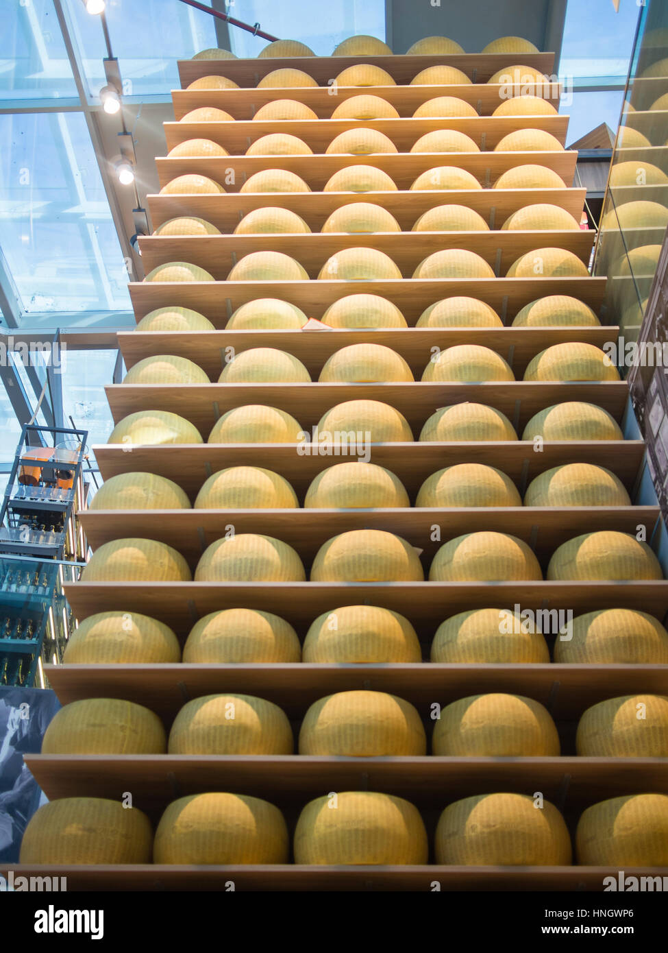 Cheddar forma hi-res stock photography and images - Alamy
