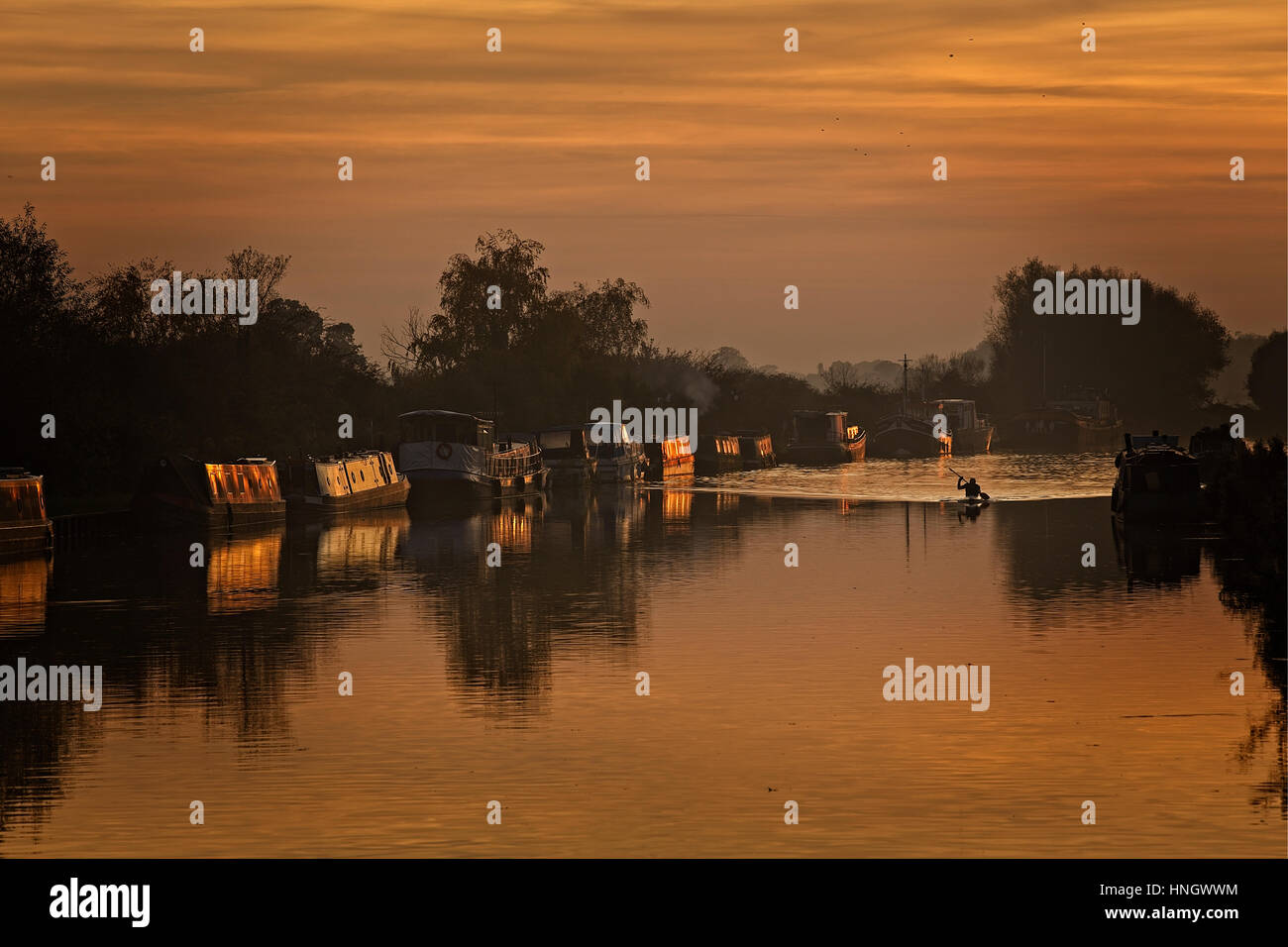 Canoeist at sunset, Gloucester and Sharpness Canal from Patch Bridge ...