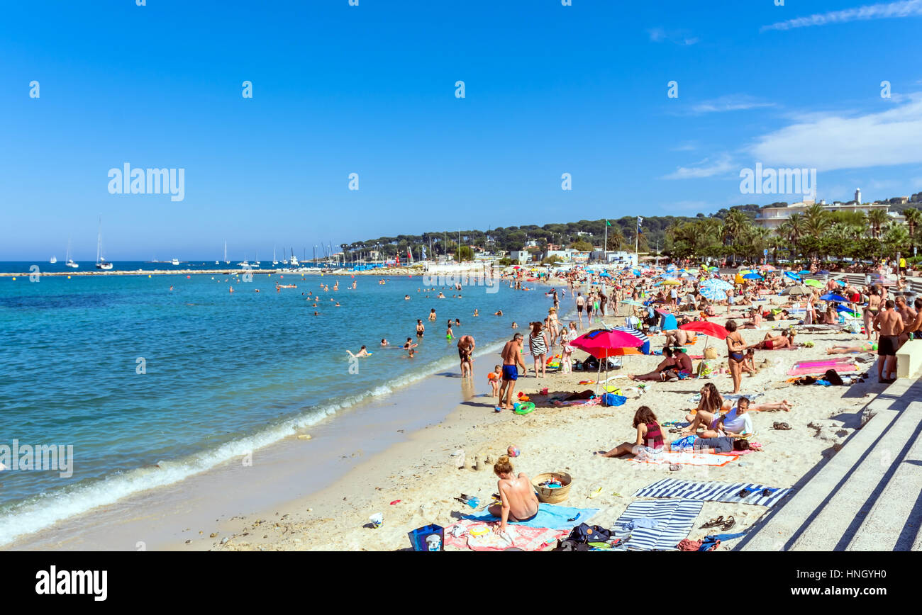 Cap d'antibes beach hi-res stock photography and images - Alamy