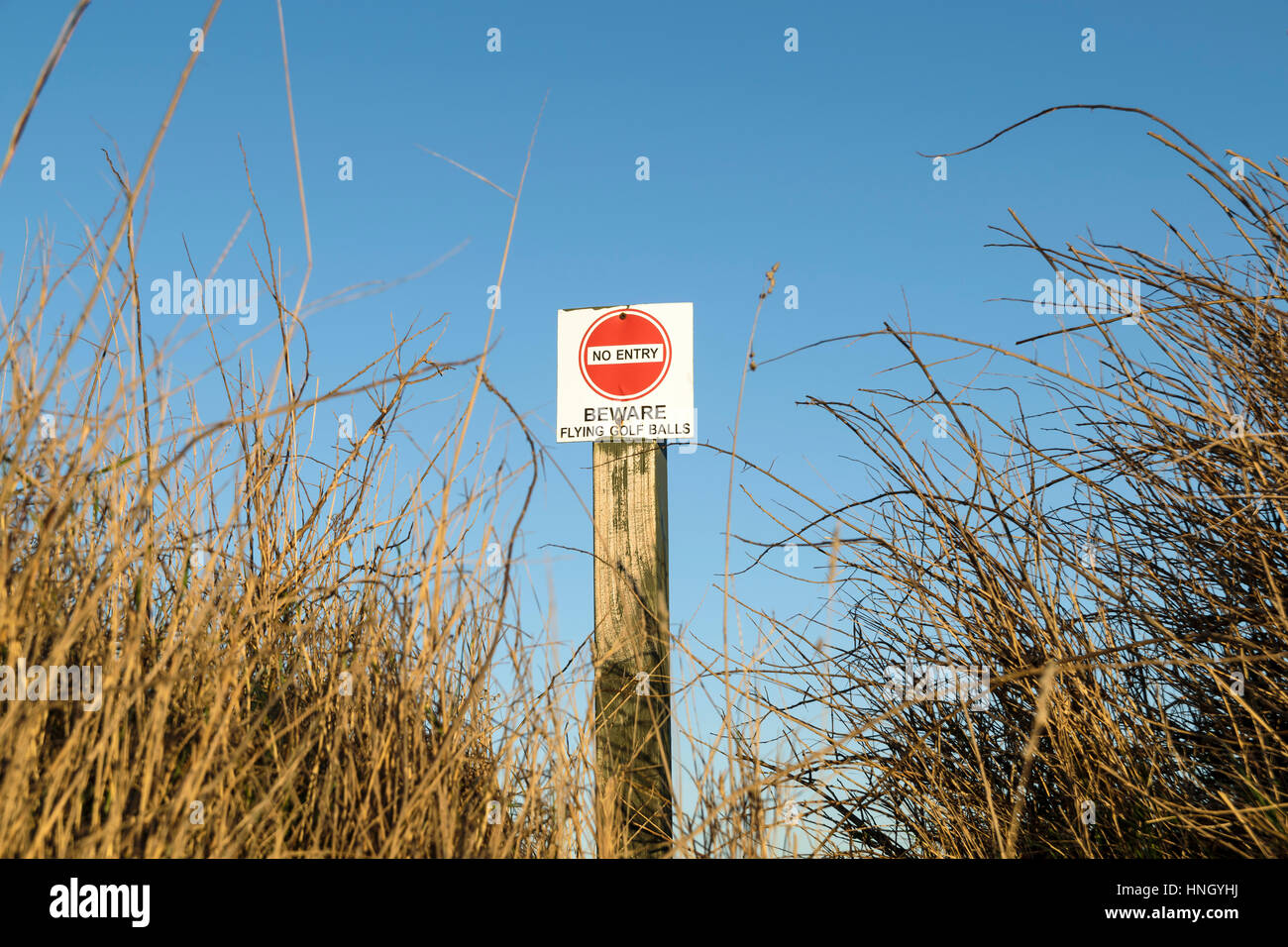 Golf course warning sign hi-res stock photography and images - Alamy