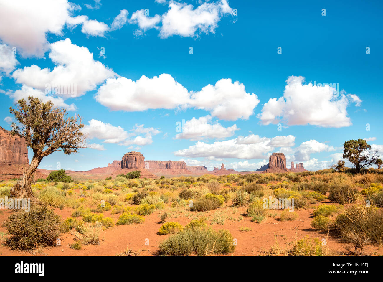 Sky and monument hi-res stock photography and images - Alamy