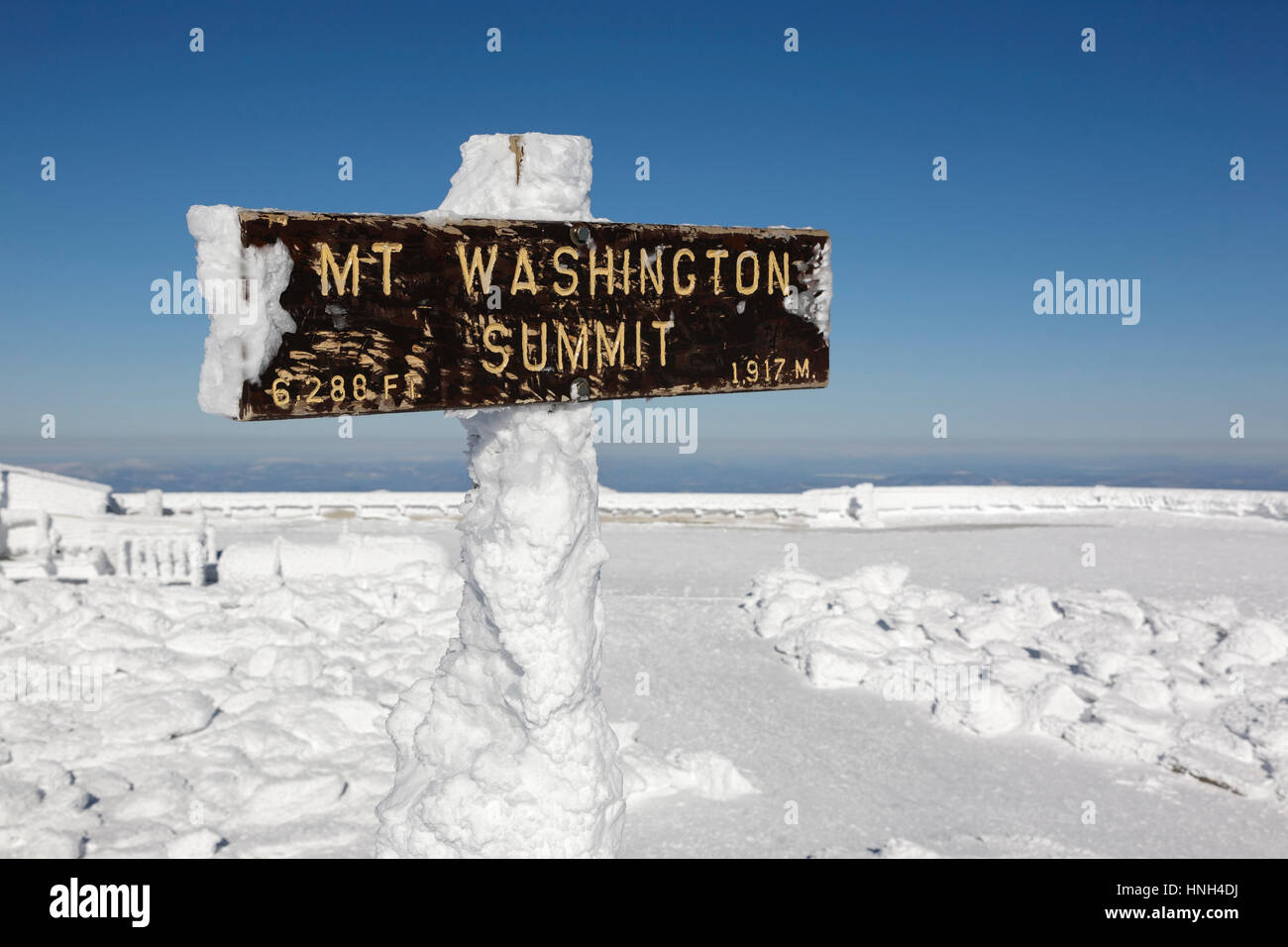 New hampshire mount washington summit sign hi-res stock photography and ...