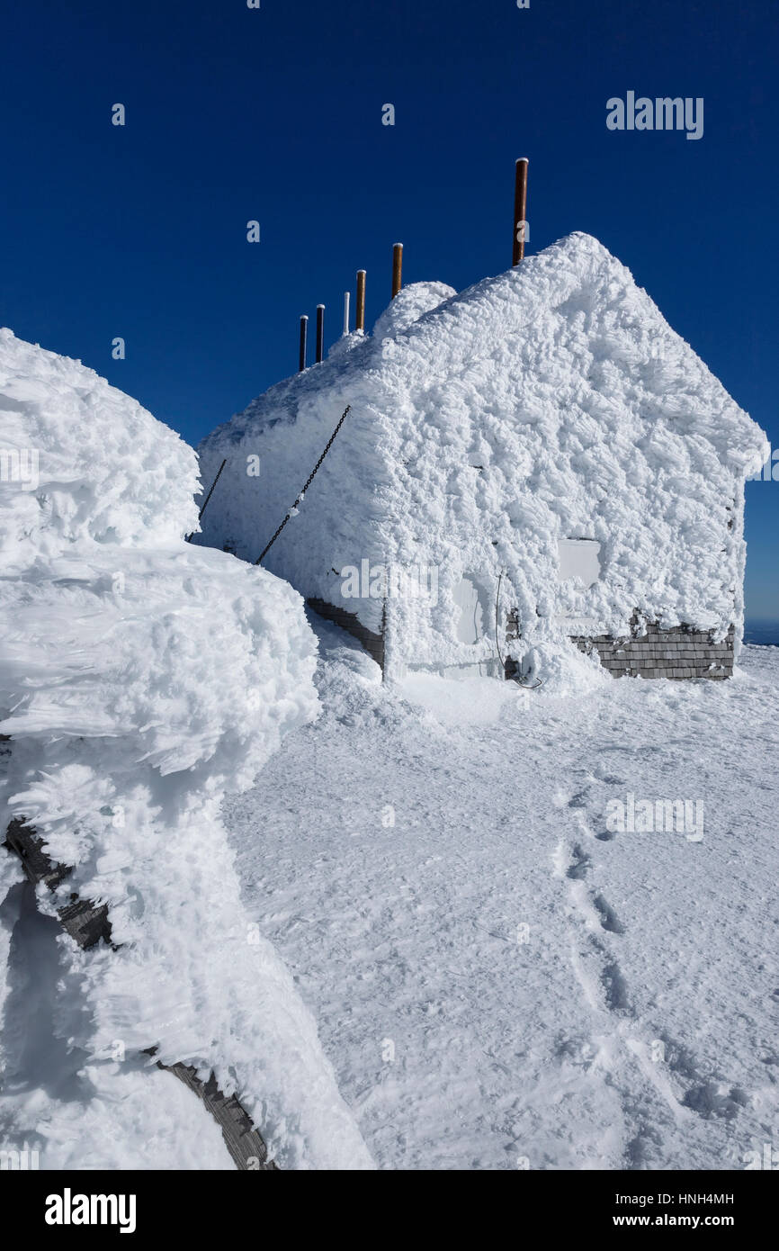 Appalachian Trail - Rime ice on the summit of Mount Washington in the ...
