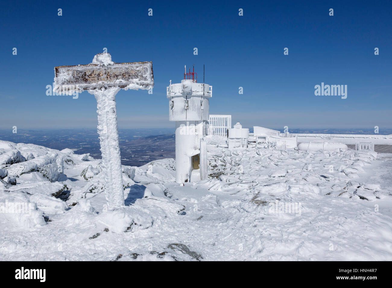 Summit sign on the summit of Mount Washington in the White Mountains ...