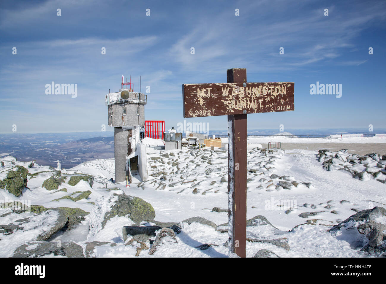 The summit of Mount Washington in the White Mountains, New Hampshire ...