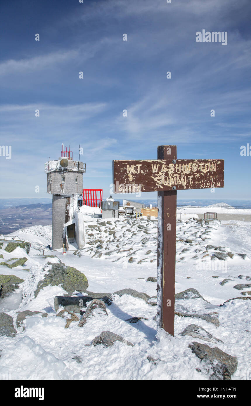 The summit of Mount Washington in the White Mountains, New Hampshire ...