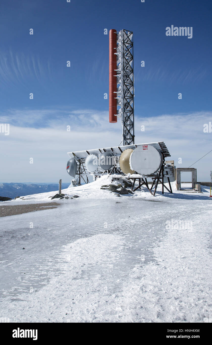 The summit of Mount Washington in the White Mountains, New Hampshire ...
