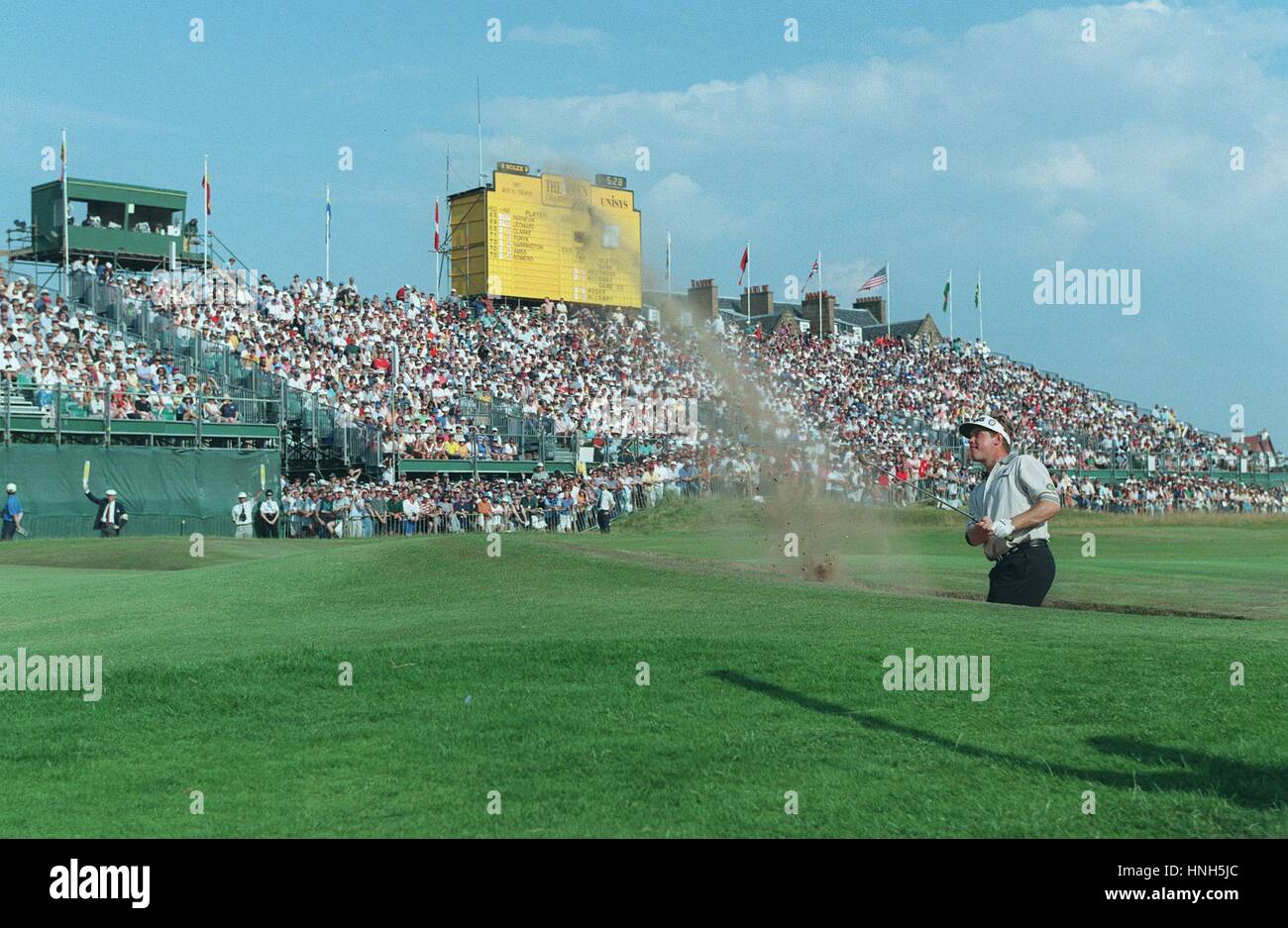 18th hole bunker hi-res stock photography and images - Alamy