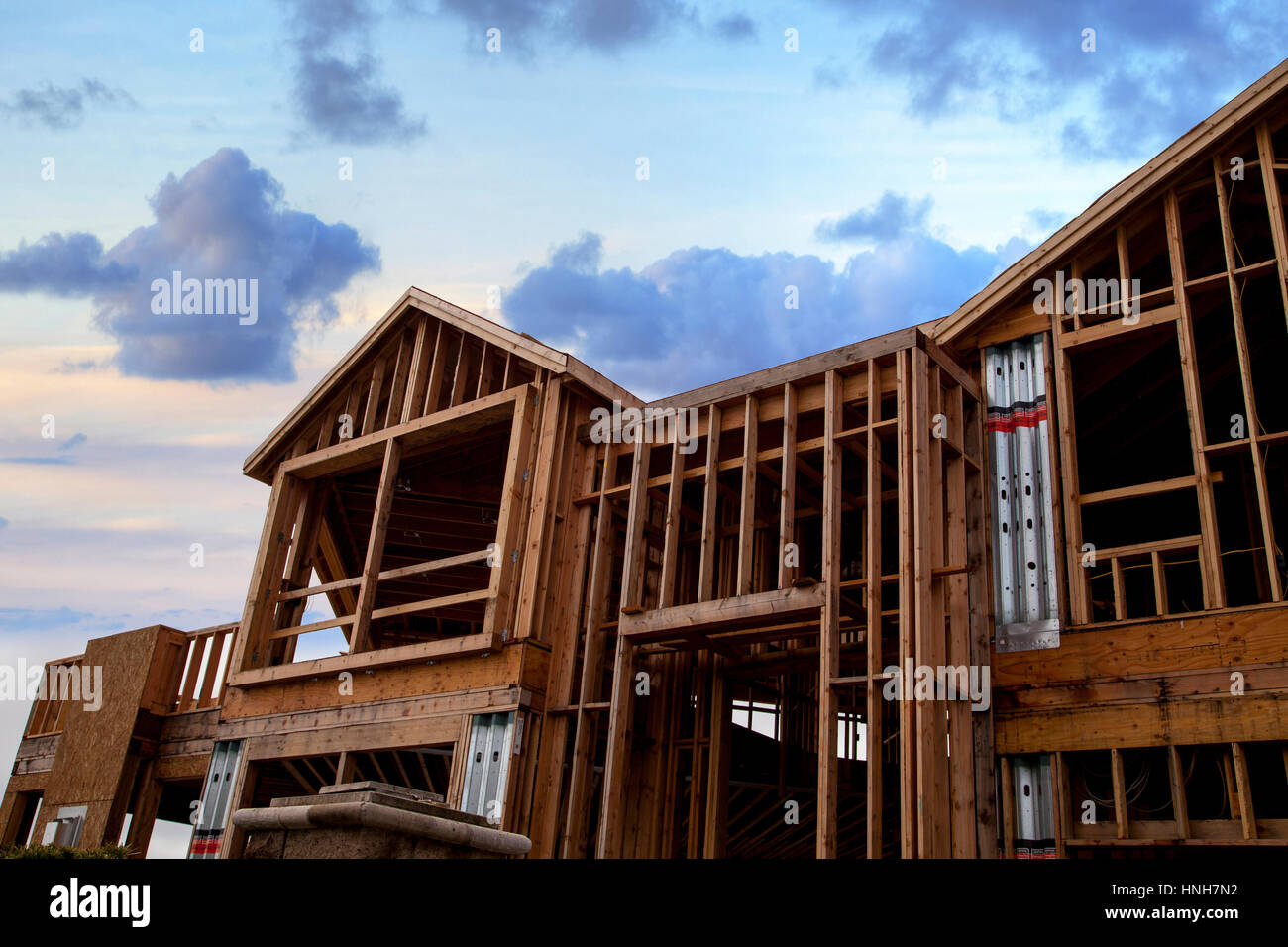 Wooden frame house being built hi-res stock photography and images - Alamy