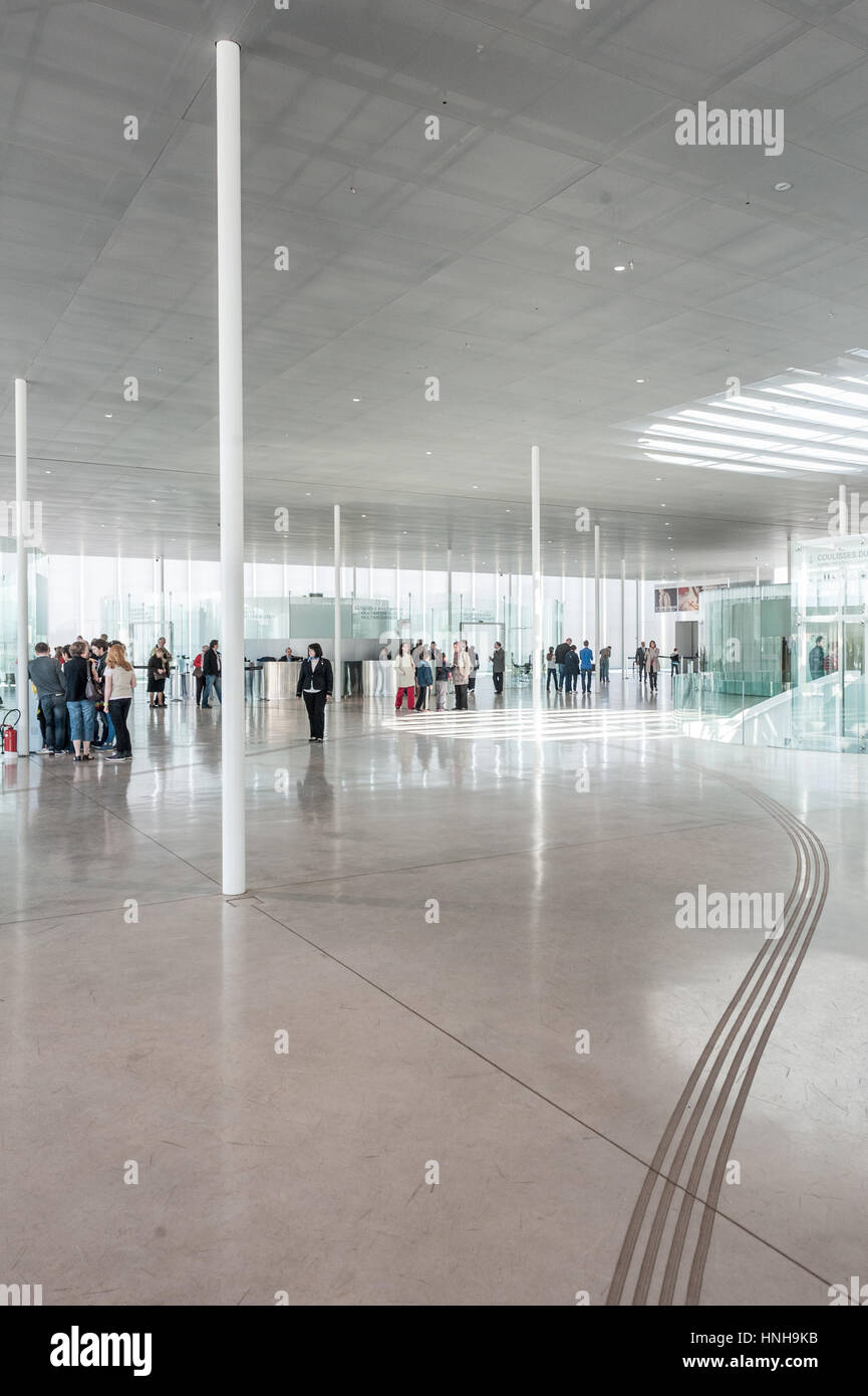Louvre lens museum designed by sanaa hi-res stock photography and ...