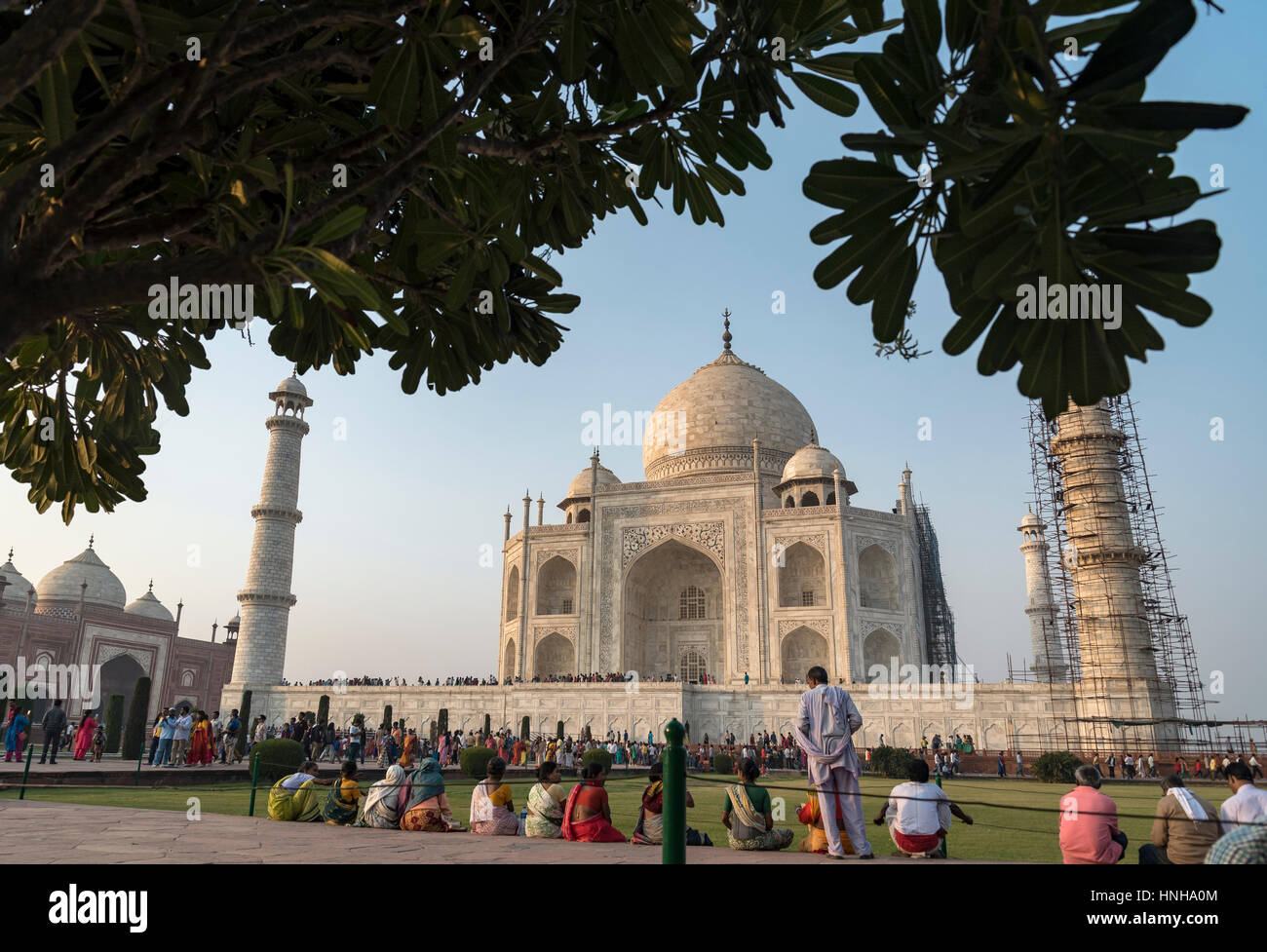 Visitors at Taj Mahal, Agra, India Stock Photo - Alamy