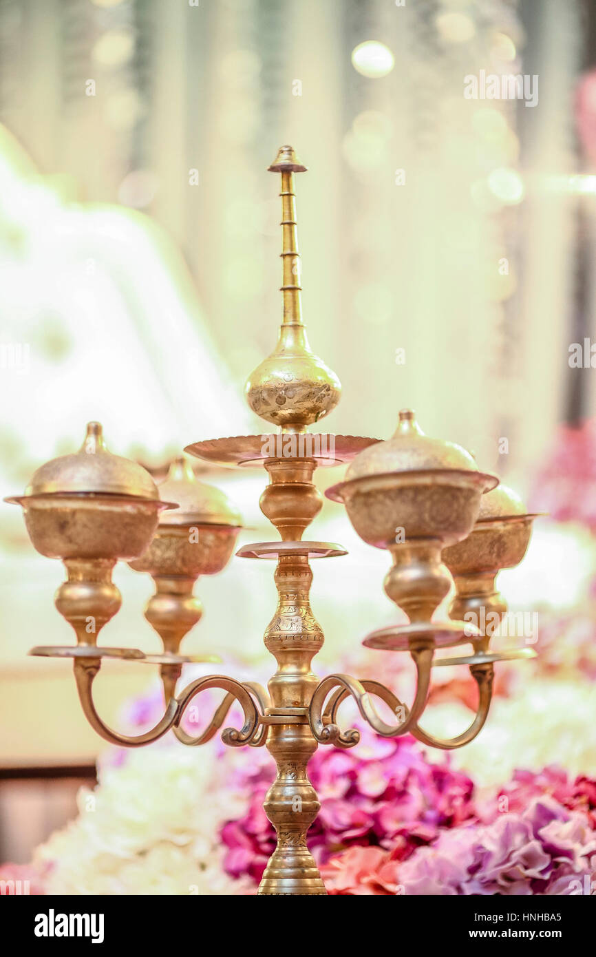 Traditional malay wedding hi-res stock photography and images - Alamy