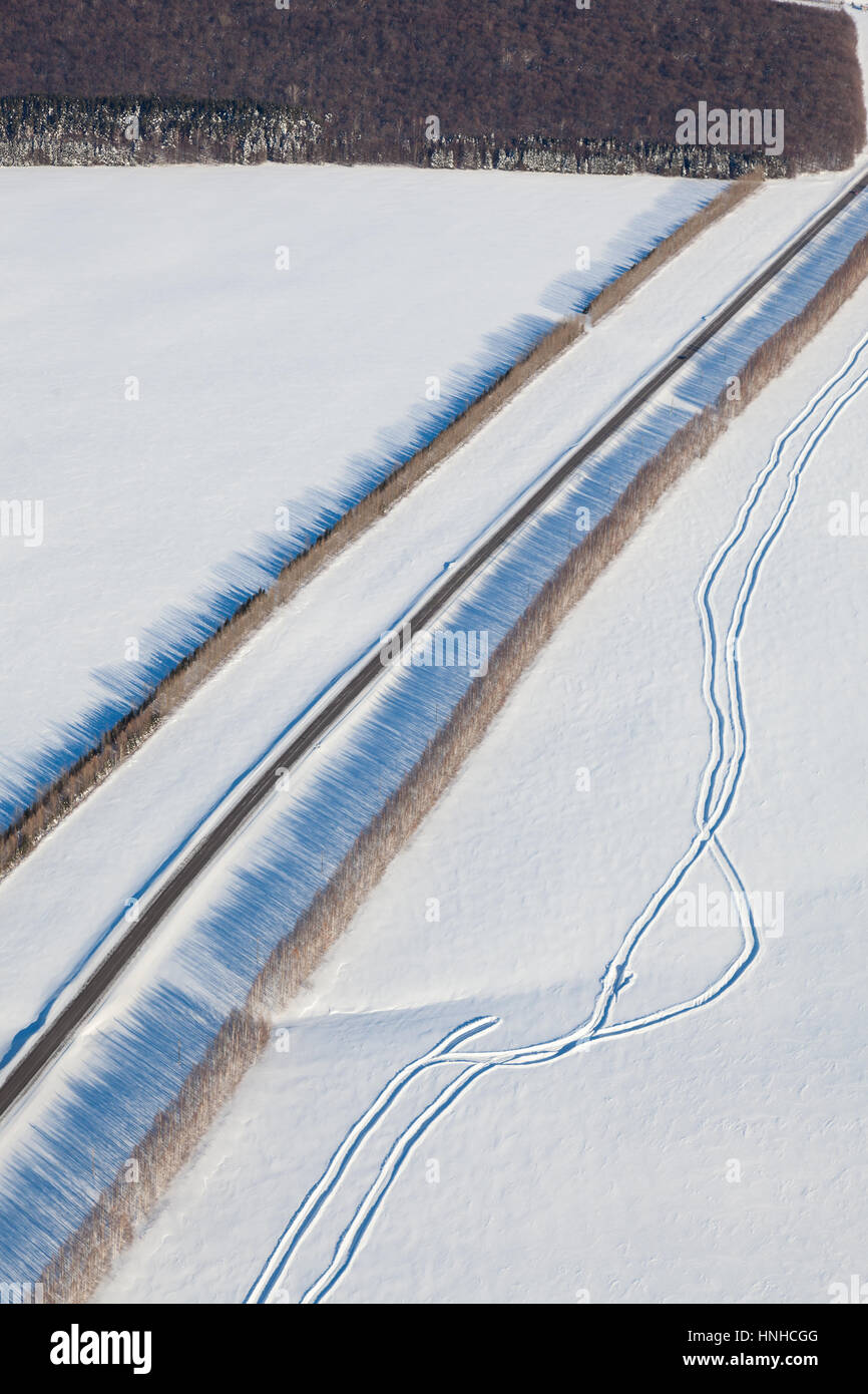 Top view field road hi-res stock photography and images - Alamy