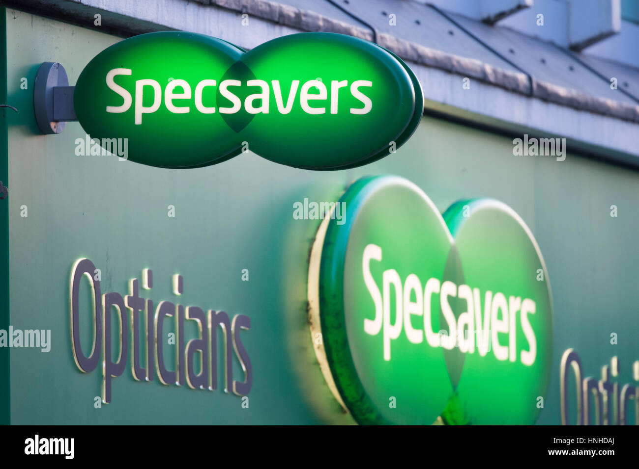 Specsavers logo hi-res stock photography and images - Alamy