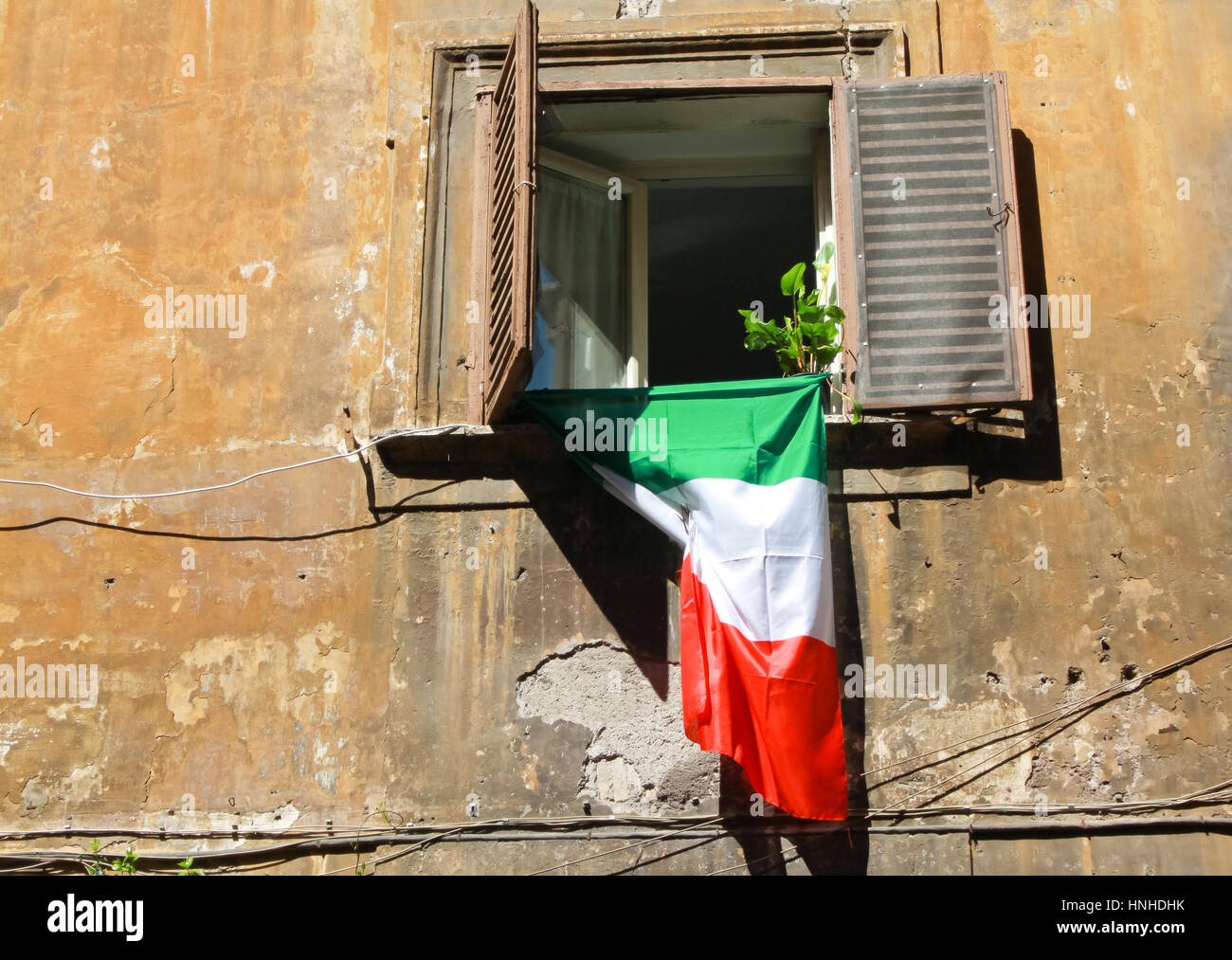 Ruined italian flag hi-res stock photography and images - Alamy