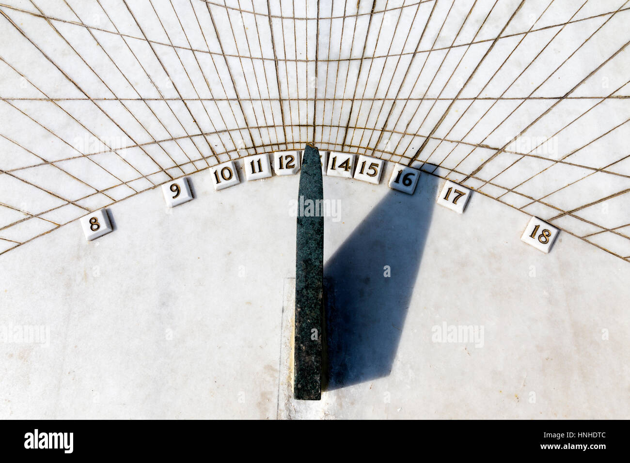 Ancient sundial clock hi-res stock photography and images - Alamy