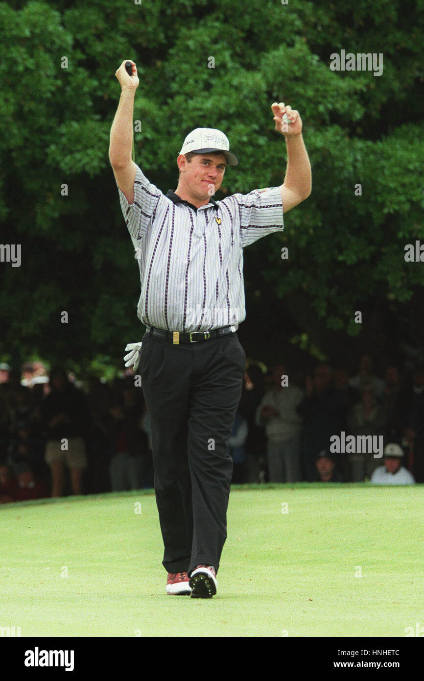 LEE WESTWOOD CELEBRATES ON WINNING ENGLISH OPEN 1998 08 June 1998 Stock ...