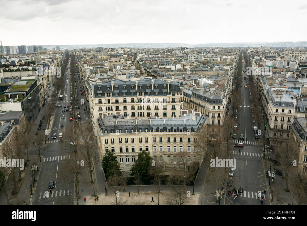 Haussmannian hi-res stock photography and images - Alamy