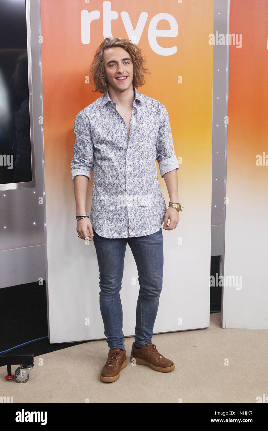 Eurovision contestant hi-res stock photography and images - Alamy