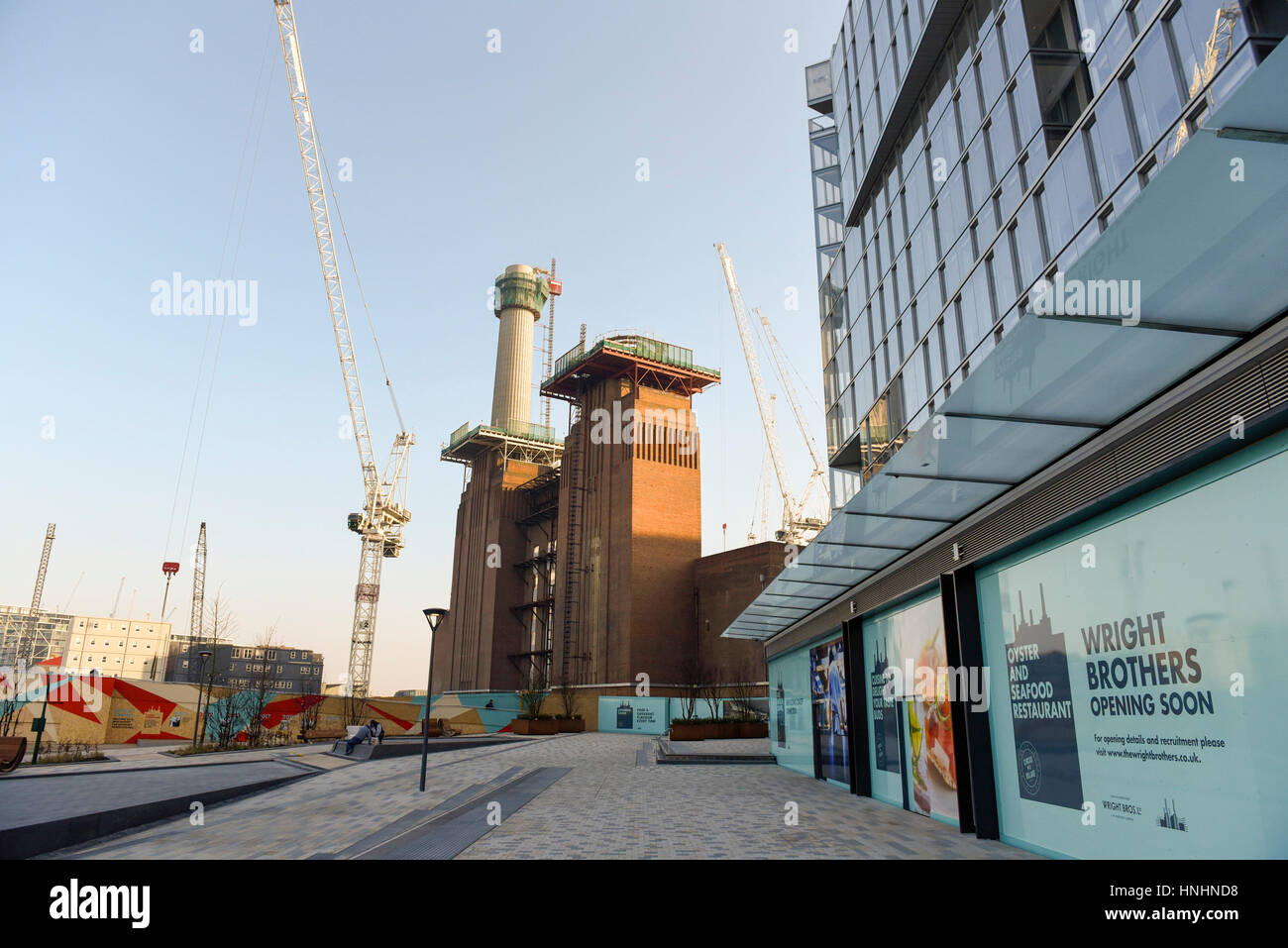 London, UK. 13th Feb, 2017. Part of the riverwalk adjacent to Battersea ...