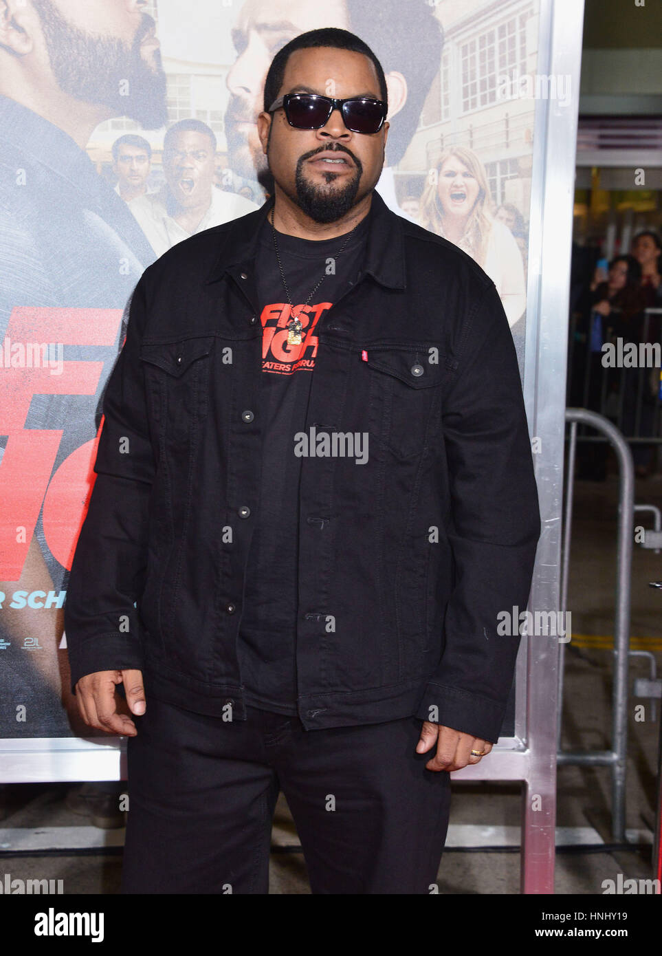 Los Angeles, USA. 13th February 2017. Ice Cube 041 arriving at the Fist ...