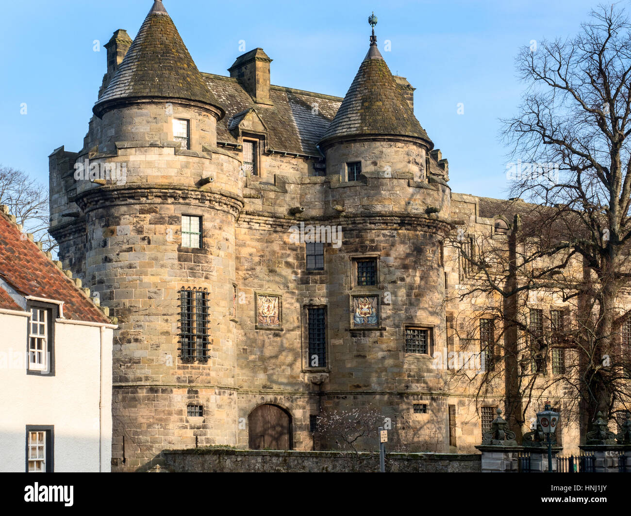 Scotland falkland palace hi-res stock photography and images - Alamy