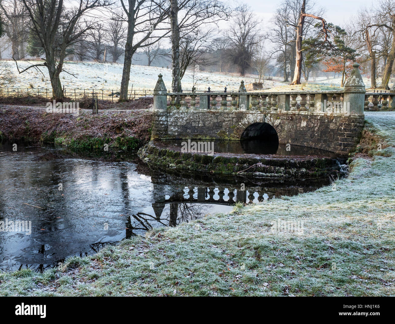 Bridge and Fish Pond at the Falkland Estate on a Frosty Winter Day ...