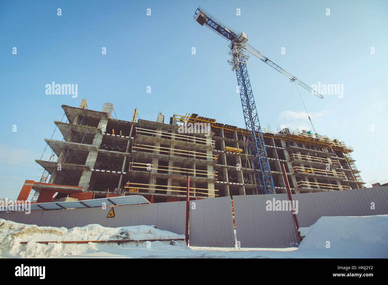 Construction of high rise building hi-res stock photography and images ...