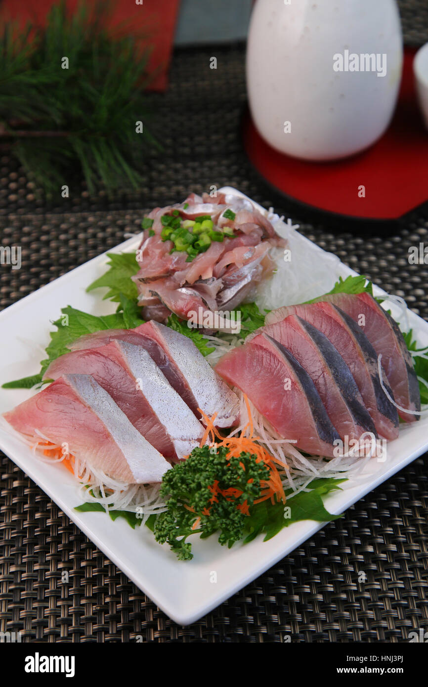 Sashimi raw fish hi-res stock photography and images - Alamy