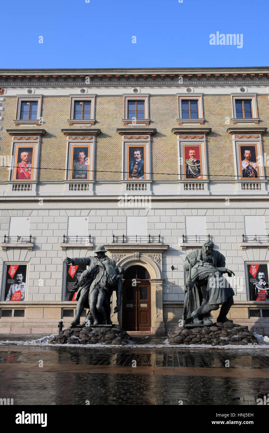 Budapest exhibition hi-res stock photography and images - Alamy