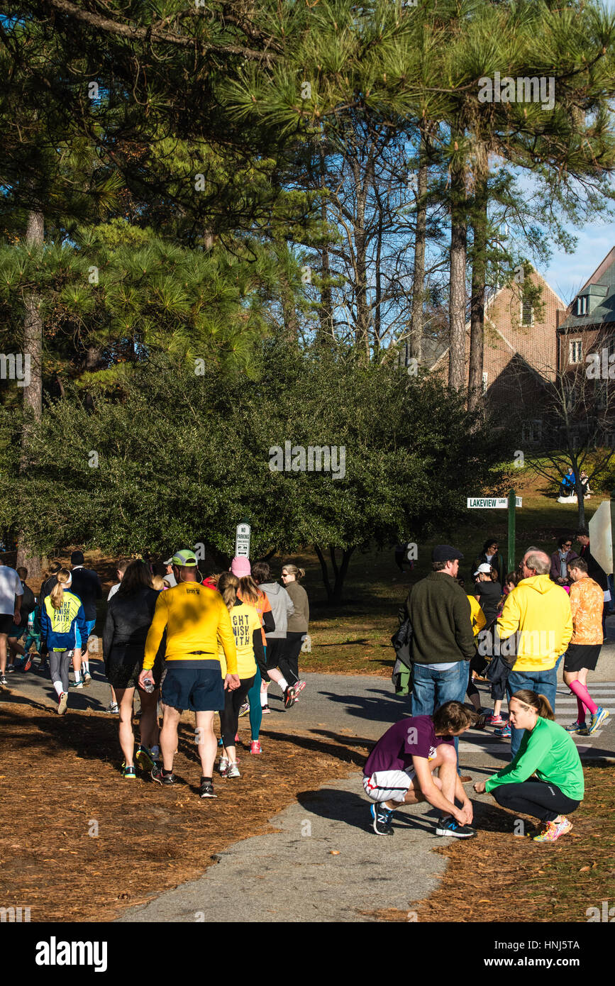 University of Richmond, VA. annual Thanksgiving Turkey Trot race Stock ...