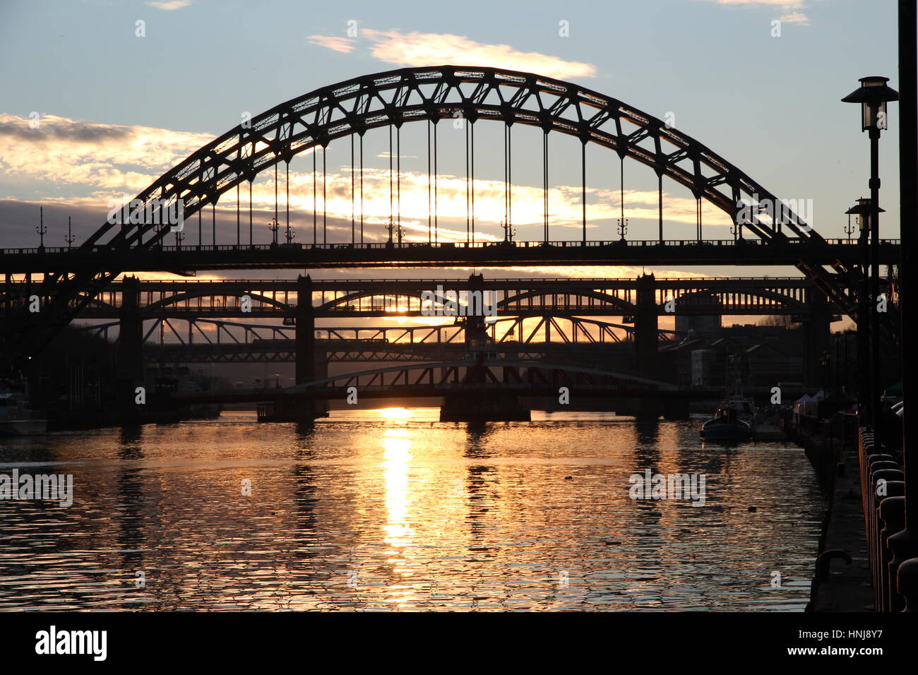 Silhouette of tyne bridges hi-res stock photography and images - Alamy