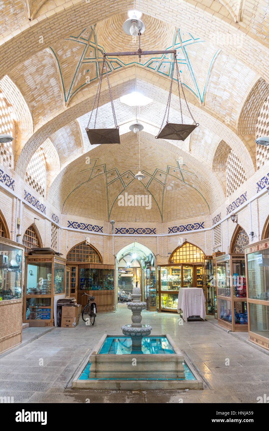 Iran isfahan old bazaar hi-res stock photography and images - Alamy