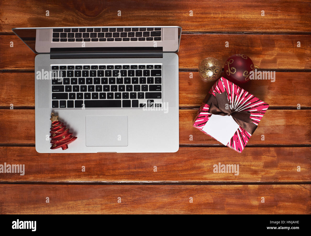 Computer on table xmas hi-res stock photography and images - Alamy