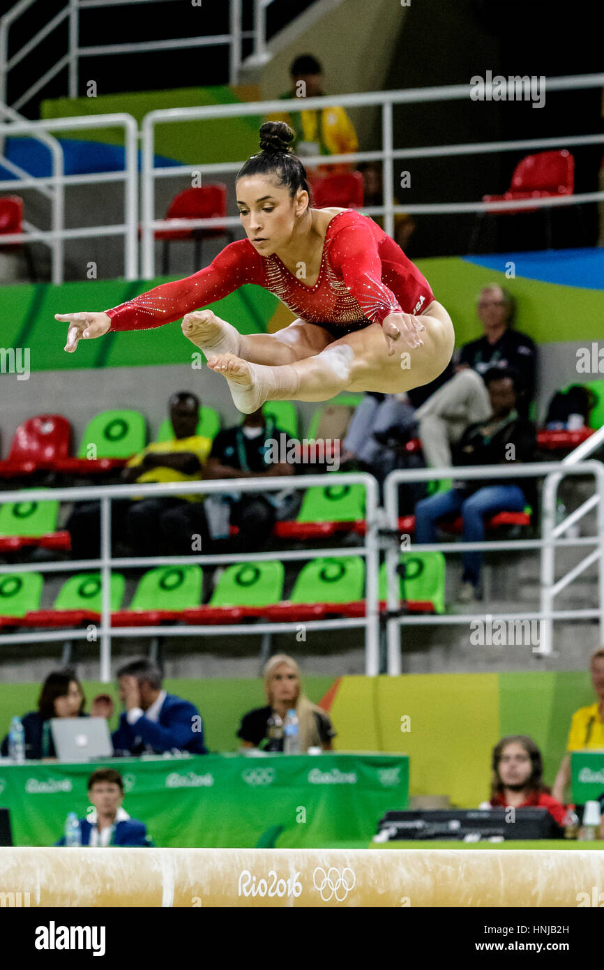 Gymnast balance beam hi-res stock photography and images - Alamy
